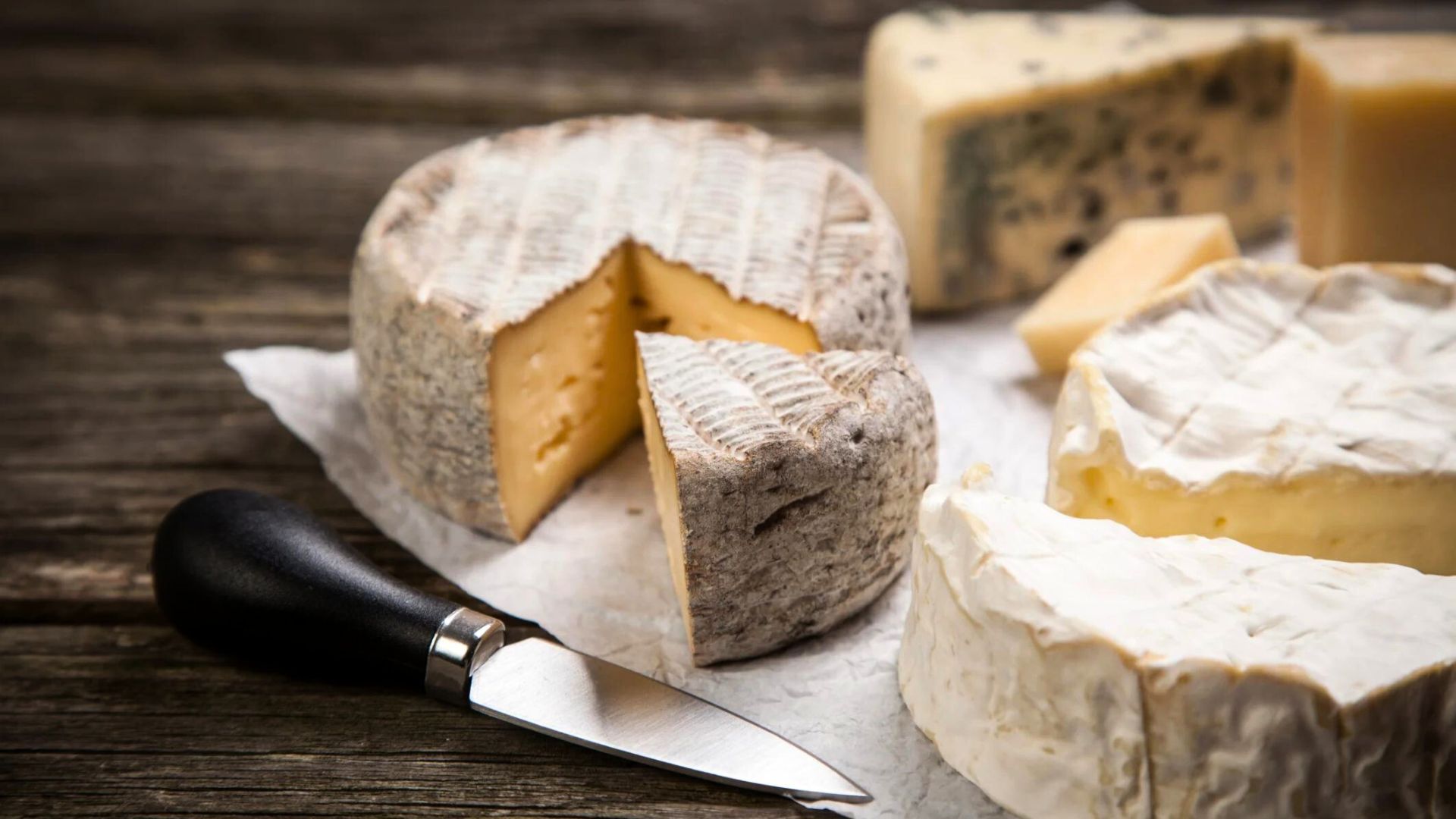 CDC orders recall to cheese and dairy products sold in Michigan