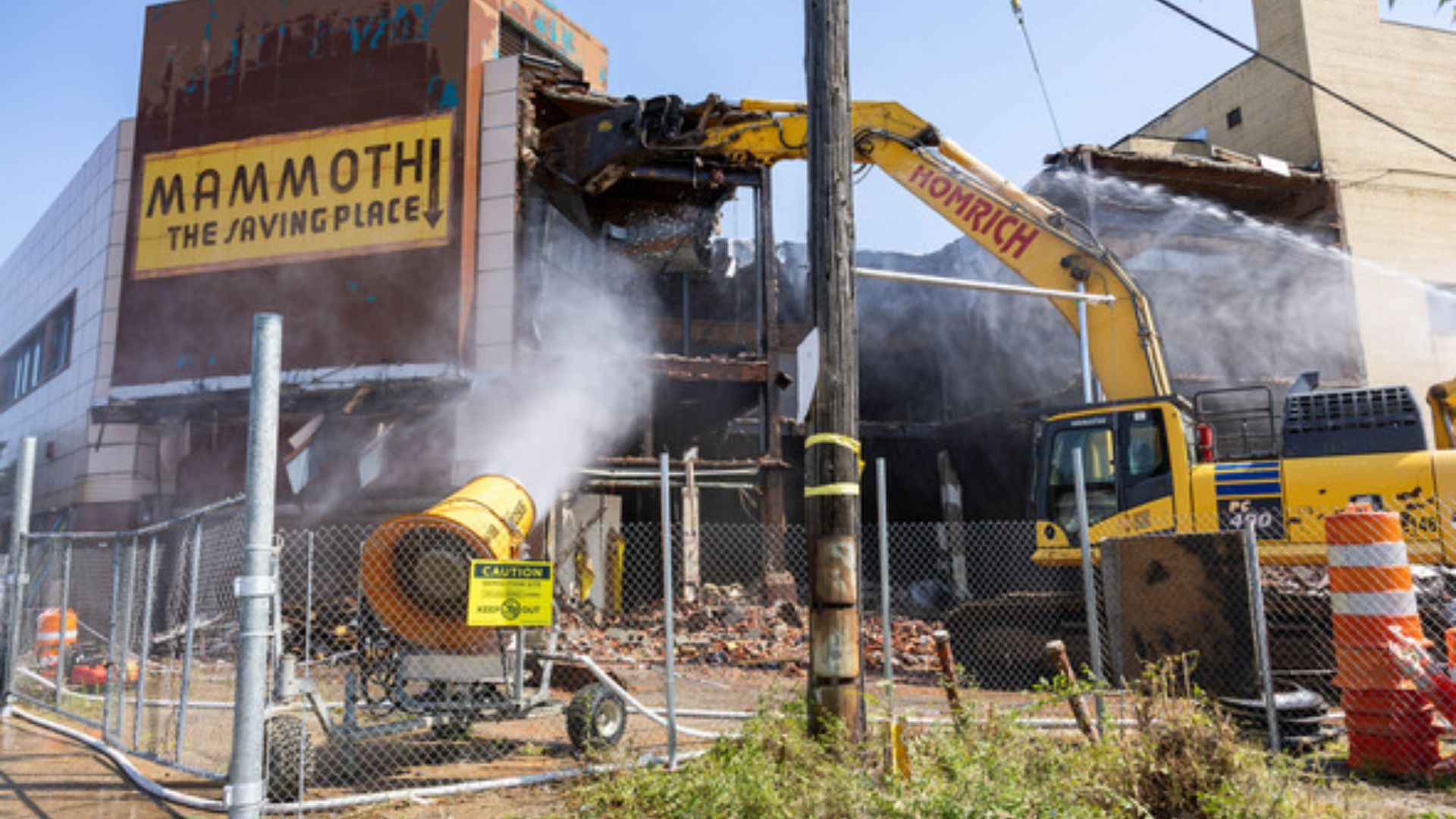 Detroit begins demolition of iconic Mammoth Building after decades of decay